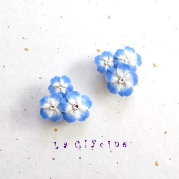 ネモフィラ畑のマグネットピアス20ver. ピアス（その他） ラ・グリシーヌ 通販｜Creema(クリーマ)