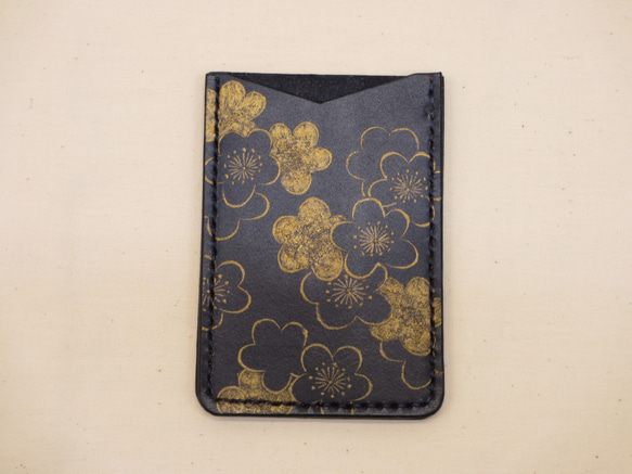 革 手描きパスケース 梅 パスケース・定期入れ 染工房正茂 通販｜Creema(クリーマ) 1778573