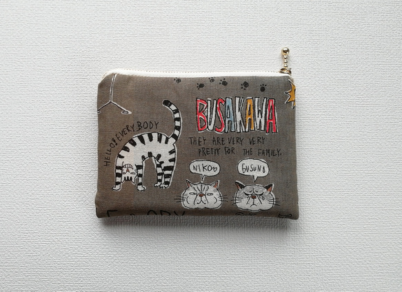 BUSAKAWA CAT ＊フラットポーチ ポーチ りんちゃんmama 通販｜Creema(クリーマ) 10096426