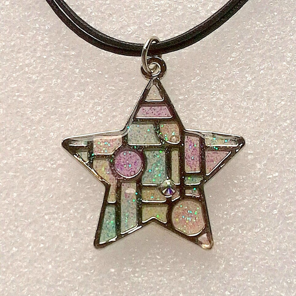 メタルパーツの星のネックレス （シルバー） ネックレス・ペンダント 彩華 （さいか） 通販｜Creema(クリーマ) 2324162