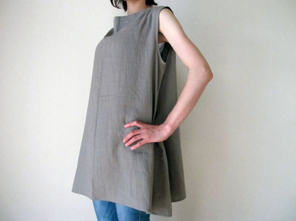 ダブルガーゼ（綿100%）のノースリーブシャツ（グレー） ブラウス サマースノー 通販 2254153｜Creema(クリーマ)