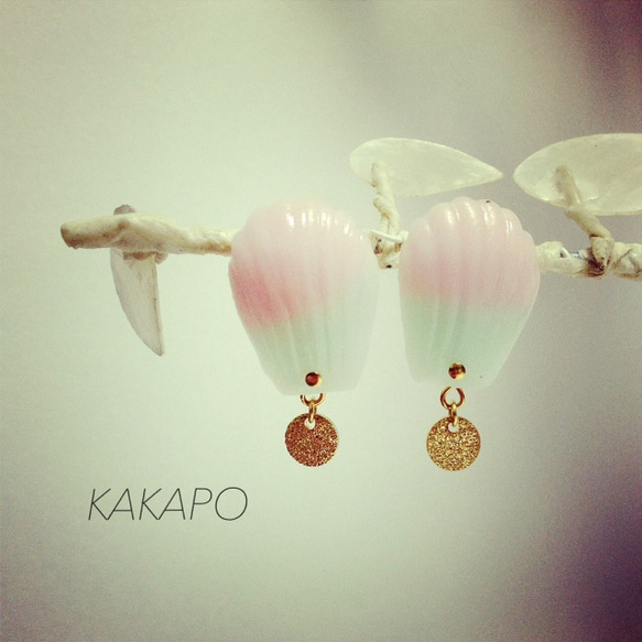 P × B bicolor shell earrings (NO.449) イヤリング・ノンホールピアス KAKAPO 通販 125115 ...