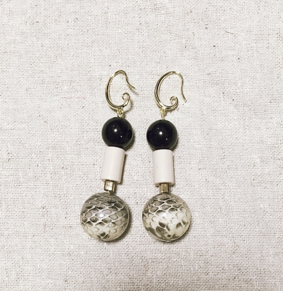 python pierce 6 ピアス（フック・チェーン） ＊With you＊ 通販 2735437｜Creema(クリーマ)
