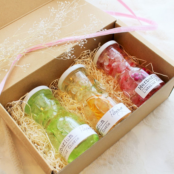 【母の日限定】ハーバリウム・フロラージュ☆スイーツボトル3本セット ハーバリウム・植物標本 L'atelier Cherie 通販 ...