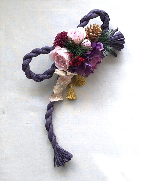 モダンなパープルリボンのしめ縄飾り『今だけ送料無料』 しめ縄・しめ飾り De Nature Mariko 通販 6650286｜Creema ...