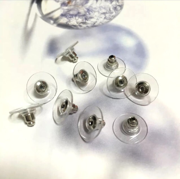 下向き防止ピアスキャッチ その他素材 miu 通販 2701545｜Creema(クリーマ)