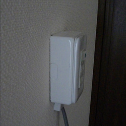 ON-OFFスイッチ付コンセント（壁取り付けタイプ） テレビ台・テレビボード hitorioyakata 通販 2872585｜Creema ...