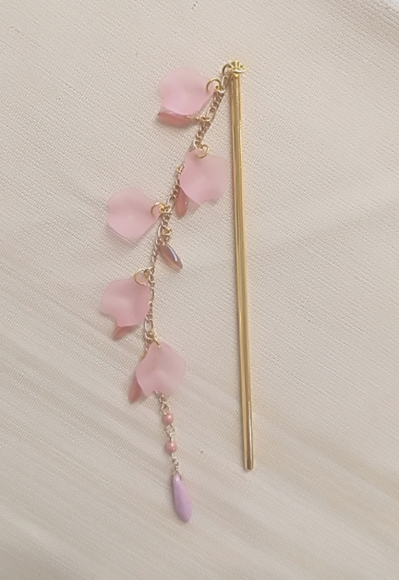 薄桃花弁の簪 かんざし CatDropFlower 通販｜Creema(クリーマ)