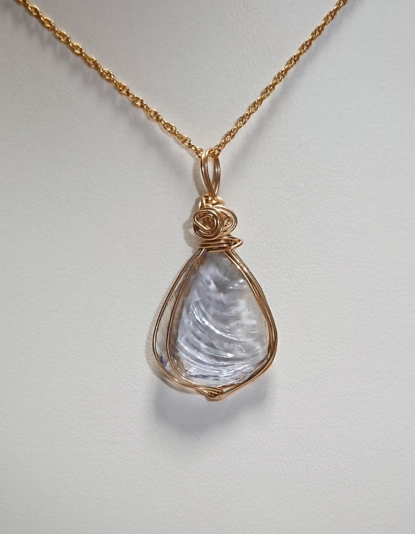 アンダラクリスタル～新色！エレスチャルサファイア ネックレス・ペンダント まめ子crystal 通販｜Creema(クリーマ)