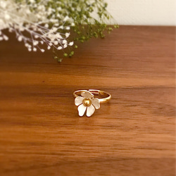 送料無料 白銀フラワーリング フリーサイズ 指輪・リング ameri ameri 通販｜Creema(クリーマ) 9036304