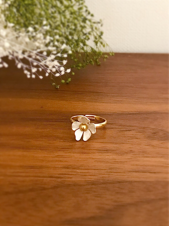 送料無料 白銀フラワーリング フリーサイズ 指輪・リング ameri ameri 通販 9036304｜Creema(クリーマ)