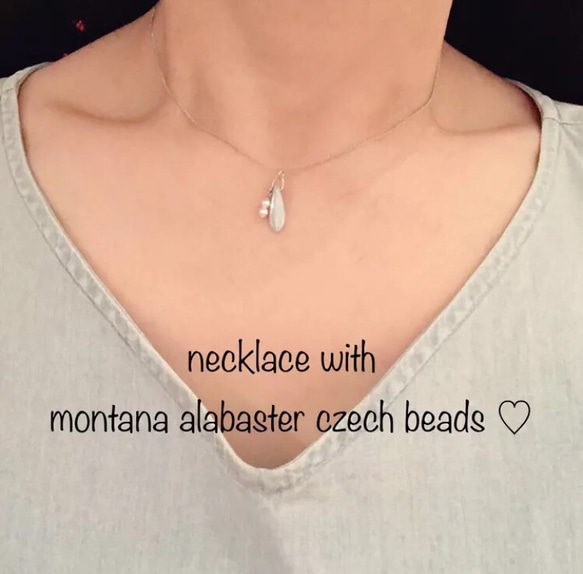 【残り1点】チェコプレスビーズ（モンタナアラバスター）とスワロビーズのネックレス♡ ネックレス・ペンダント naomi 通販 5714836 ...
