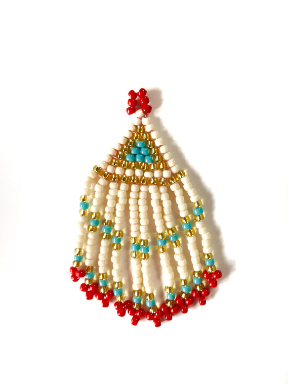 【再々販】♡宇宙人みたいでカワイイ！？ ♡フリンジビーズピアス♡ ピアス（フック・チェーン） tamago ※プロフ必読 通販 4006620 ...