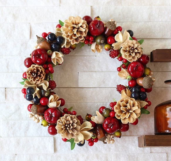 creema限定品/冬の新作/23cm/ りんご・どんぐり・木の実・ナチュラル・リース / クリスマスリース (1) リース sunleaf ...