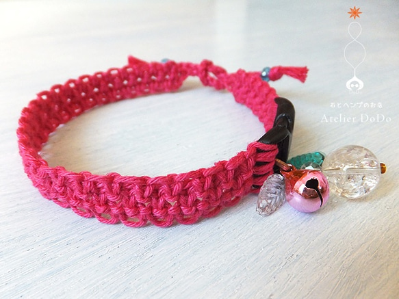 《動物だってお洒落したい！》セイフティ付きヘンプの首輪（マゼンタ） リード・首輪 Atelier dodo 通販 1485489｜Creema ...