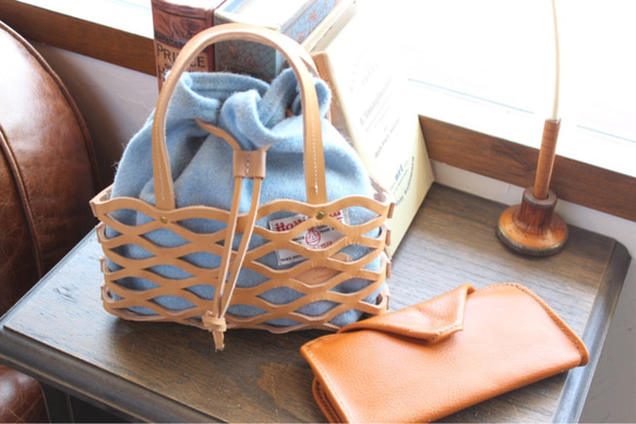 『10年使える着せ替えトート』☆COPPE ハリスツイードライトブルー Ssize かごバッグ Erga 通販 4089240｜Creema ...