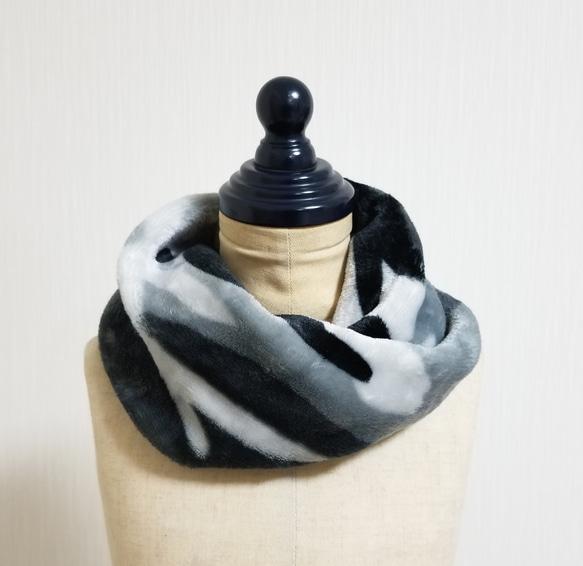 おしゃれキッズのスヌード☆カモフラージュ柄 グレー スヌード CORONE 通販 6427451｜Creema(クリーマ)