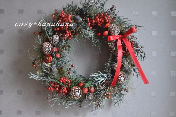 実物の赤wreath リース cosy 通販｜Creema(クリーマ) 3111171