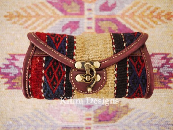 オールドキリム ポーチ ポシェットOKP010 ポシェット Kilim Designs 通販｜Creema(クリーマ) 2559778
