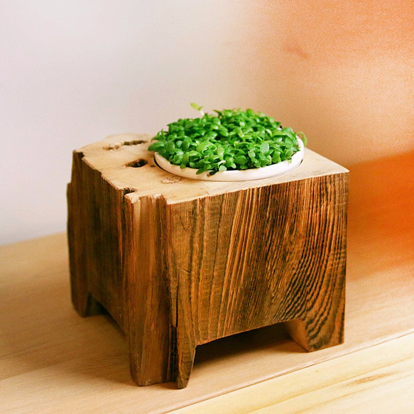 | 木樂館∥台檜四腳花檯 Hinoki Flower Shelf 人造花 木樂館 Happy Wood 的作品 2619412｜Creema