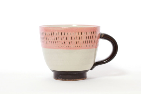 飛び鉋マグ（ピンク）小石原焼 カネハ窯 マグカップ engiya-japan 通販｜Creema(クリーマ) 2882902