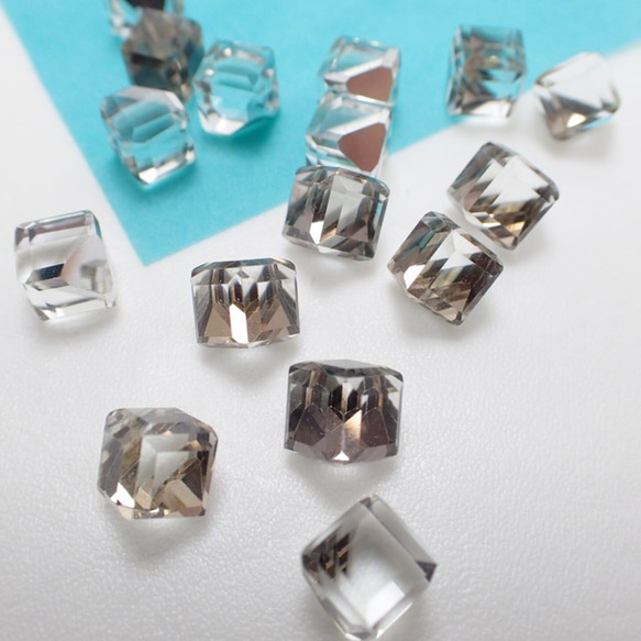 ★新入荷★6mm角★人気のキューブ型ストーン 8P ★ブラックダイヤ・クリア★ ビジュー・クリスタル カリッサのアトリエ 通販 4843811 ...