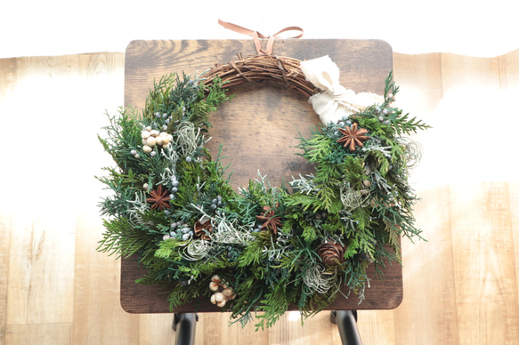 M 木の実のクリスマスハーフリース プリザーブドフラワー 花咲（はなえみ） 通販 12656315｜Creema(クリーマ)