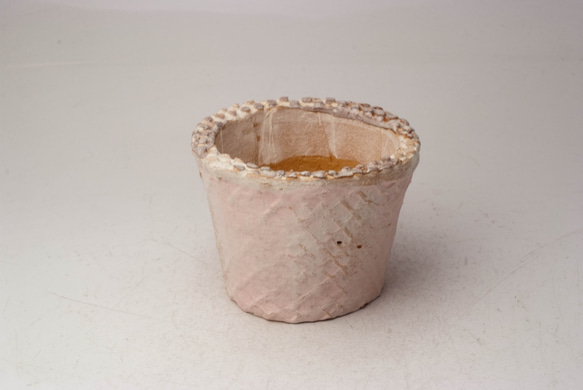 陶器製（2号ポット相当） 多肉植物の欲しがる植木鉢 AASc-6573ピンク 一輪挿し・花瓶・花器 pots 通販｜Creema(クリーマ ...