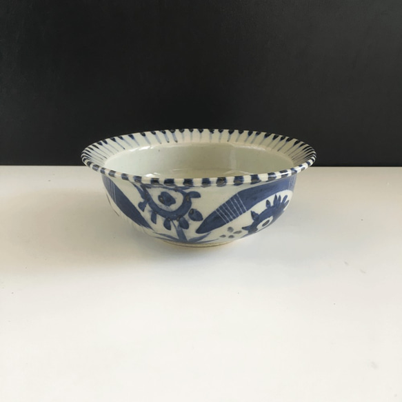 花模様の鉢 お椀・ボウル・鉢 廣康屋コウコウヤ 通販 4302749｜Creema(クリーマ)