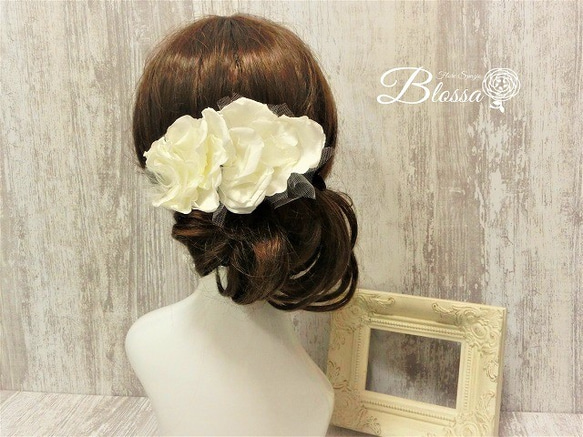 【セール♪♪】花嫁様のための 花びらのへアドレス プリザーブドフラワー ホワイトローズ ヘアーピース ヘッドドレス（ウェディング） オーダー ...