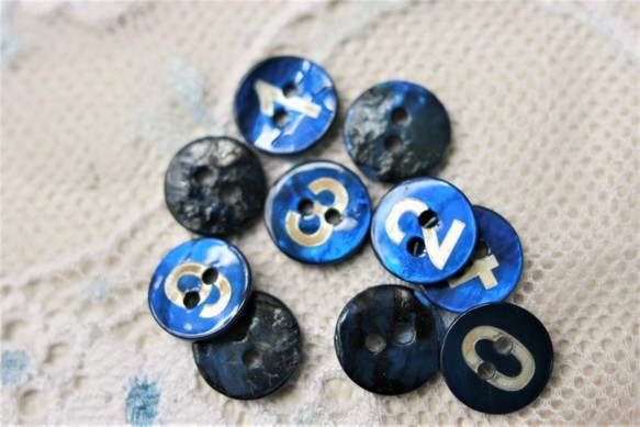 KB*30個*数字真珠貝ボタン0～9まで*11.5mm ボタン * kraftbuttons * 通販｜Creema(クリーマ) 9779254