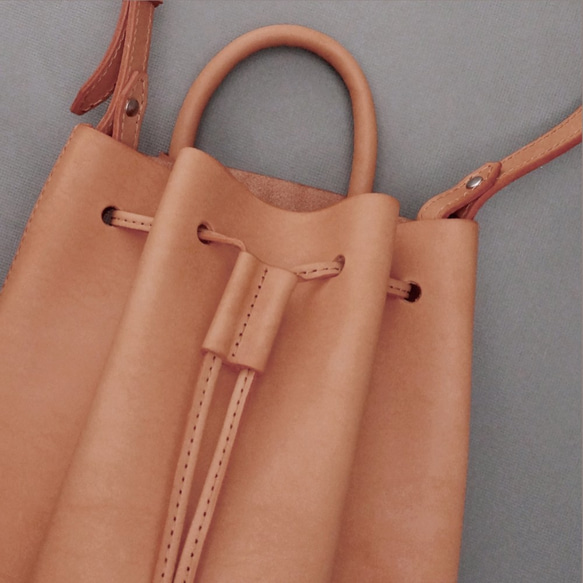 mini Bert伯特 真皮 水桶包 側背束口包 / tan色 植鞣革 / 手工包 斜背包・側背包・肩背包 Rrenae ...