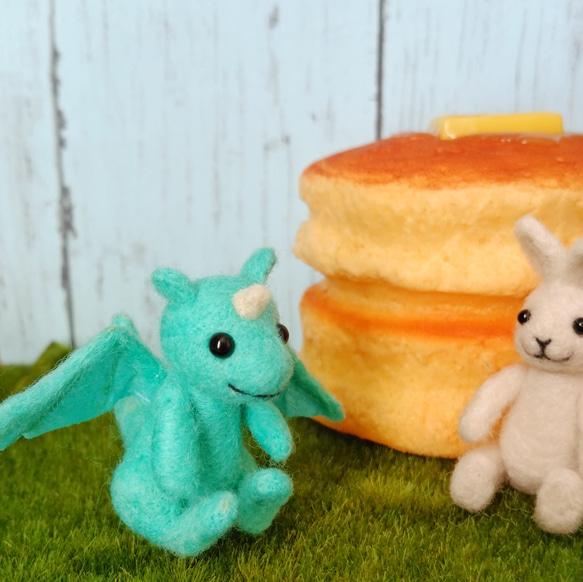 小さなベビードラゴン 羊毛フェルト unico 通販 3683324｜Creema(クリーマ)
