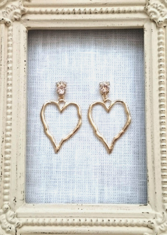 rocking heart " silk " ピアス（その他） アトリエヴァニラティ 通販 10266832｜Creema(クリーマ)