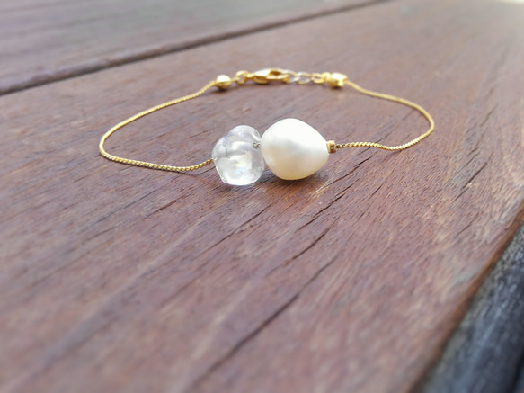 crystal ice × baroque pearl : ブレスレット ブレスレット のりたまご 通販｜Creema(クリーマ)