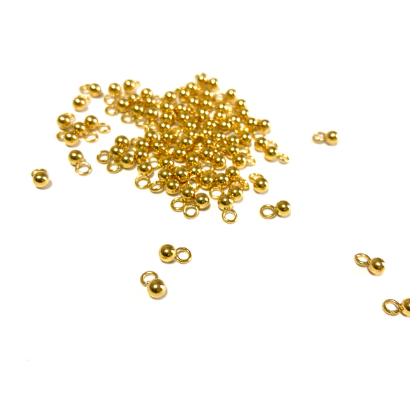 【小】丸玉チャーム ステンレス製 チャーム あめ色/普通郵便についてプロフ必読 通販 12034363｜Creema(クリーマ)