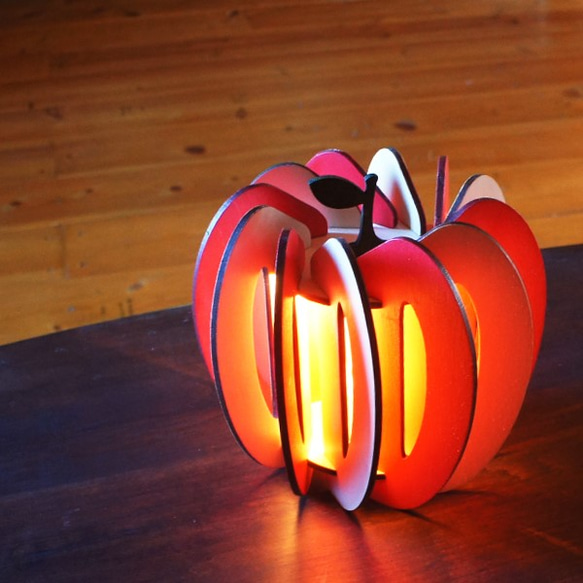 「りんご」木製フロアランプ 照明 インテリア スタンドライト・テーブルランプ minow plus（ミノープラス） 通販 4708462 ...