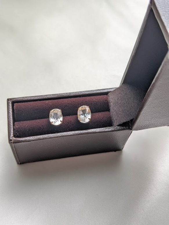 K18ホワイトトパーズピアス（一点限定） ピアス（スタッド・一粒） KUDANA 通販｜Creema(クリーマ) 9202056