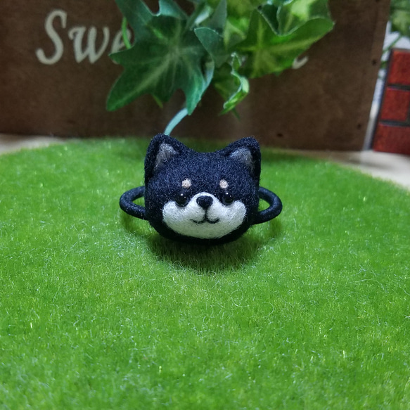 【受注制作】髪ゴム ヘアゴム 羊毛フェルト 柴犬 黒柴 雑貨・その他 corron 通販 9806202｜Creema(クリーマ)