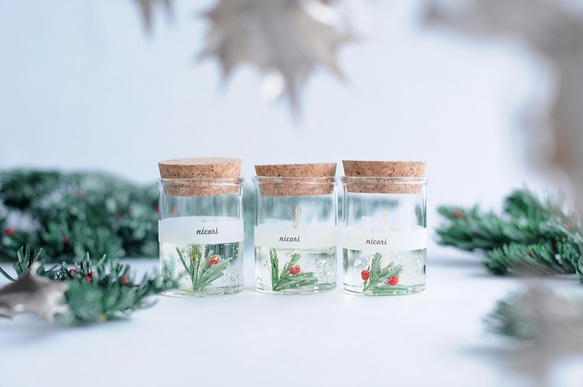 数量限定！クリスマスアロマキャンドル！精油100％／モミの木 Christmas BOTTLE CANDLE キャンドル・キャンドルホルダー ...