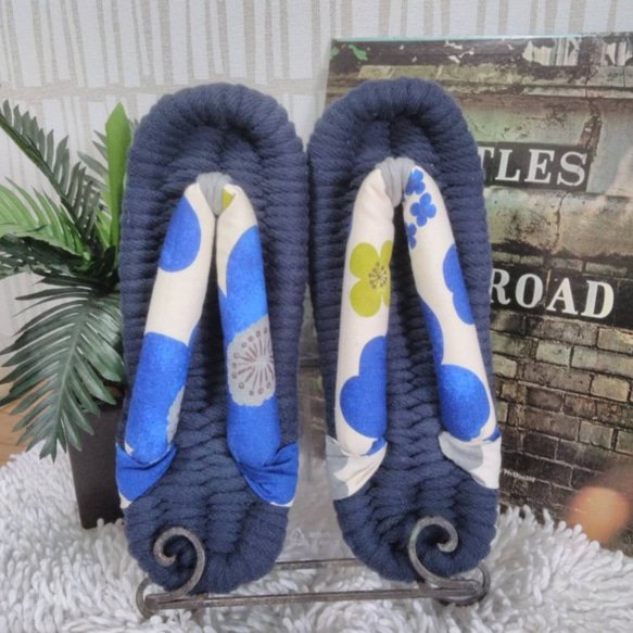 布ぞうり Mサイズ（23.5センチ） サンダル ブルーフラワー スリッパ・ルームシューズ nodeq 通販 12698626｜Creema(クリーマ)