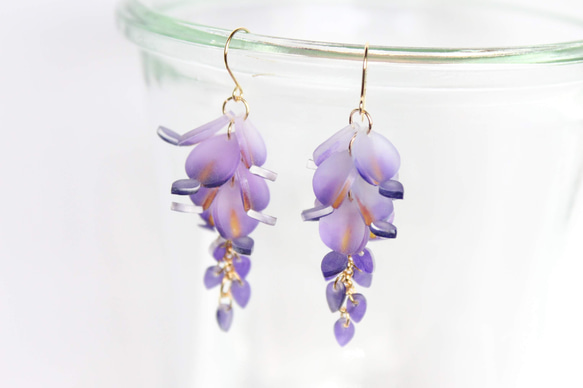 藤の花/ピアス ピアス（フック・チェーン） SUNNY SIDE 通販 8136087｜Creema(クリーマ)
