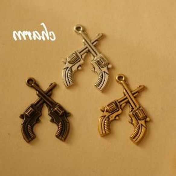 ac1253/【チャーム】アンティーク風・ゴールド・銃 (5個) チャーム tanpo-po 通販 3823144｜Creema(クリーマ)