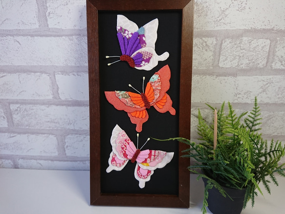 秋の蝶 アゲハ蝶 ちりめん押し絵フレーム タペストリー・壁掛け 夢さき 通販 12719356｜Creema(クリーマ)