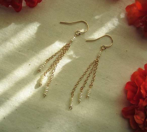 14K GF Chain Link Pierce with Keshi Pearl. ピアス（フック・チェーン） Lotus. 通販｜Creema(クリーマ) 376799