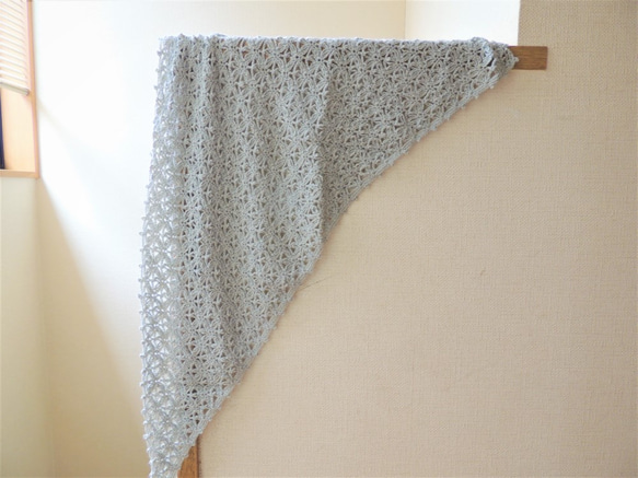 雪の華の三角ショール＊ホライズンブルー＊ ストール cat tail 通販 7616215｜Creema(クリーマ)