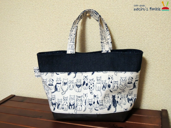 《送料無料》ミニトート モノクロCAT'S！猫柄(生成) トートバッグ Mashu's Amble 通販｜Creema(クリーマ) 2903304