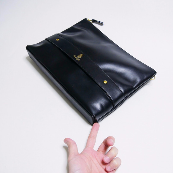 【Extend+】2WAYレザークラッチバッグ 黒 クラッチバッグ GENTLION 通販 3898797｜Creema(クリーマ)