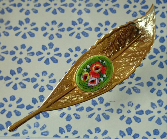 ミクロモザイクはっぱブローチ ブローチ piccolomosaico 通販｜Creema(クリーマ) 1733185