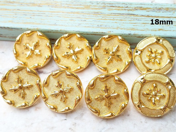 M1117【18mm set 8pcs】高品質/優雅金色花朵鈕扣/拼盤 鈕扣・扣子 DAdaButton 的作品｜Creema 8084352